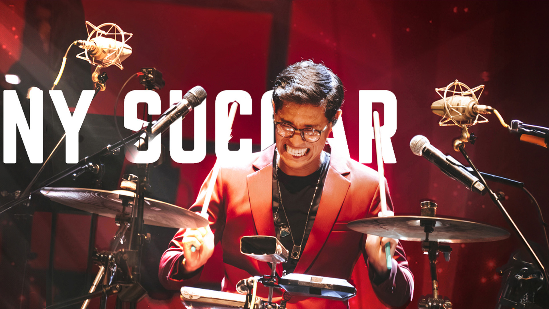 Show de música latina con Tonny Succar