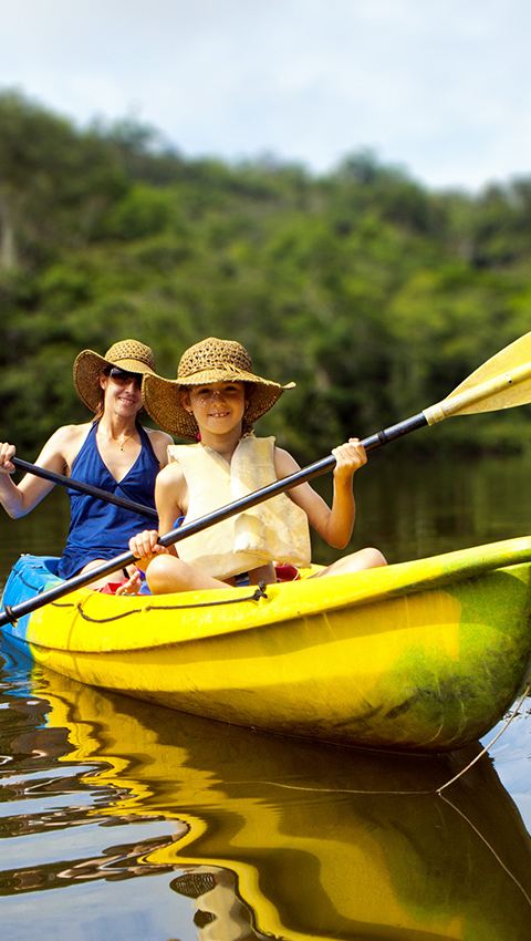 Descubre la Laguna Azul, uno de los mayores atractivos de la Amazonía ...